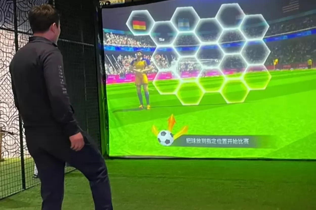 Interactive Projector Games - Immersive Fun and Learning - Gooest Tech